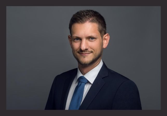 Dr. Frank Feuerpeil - Rechtsanwaltskanzlei Dr. Feuerpeil